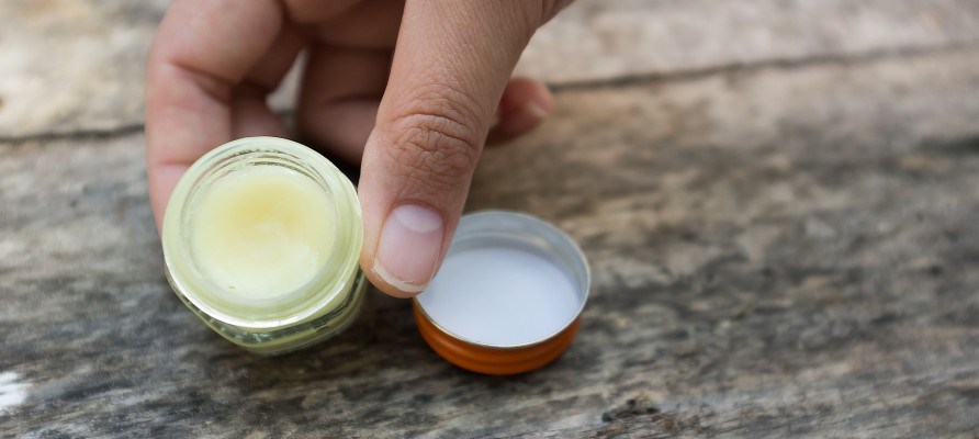 Gör eget liniment | Svensk Hälsokost